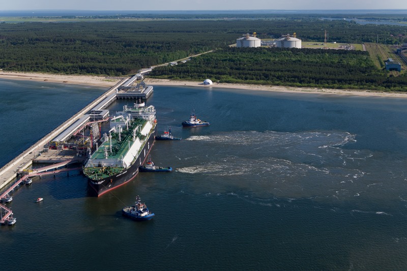 Historic delivery of gas to Poland. PGNiG receives American LNG | ORLEN ...